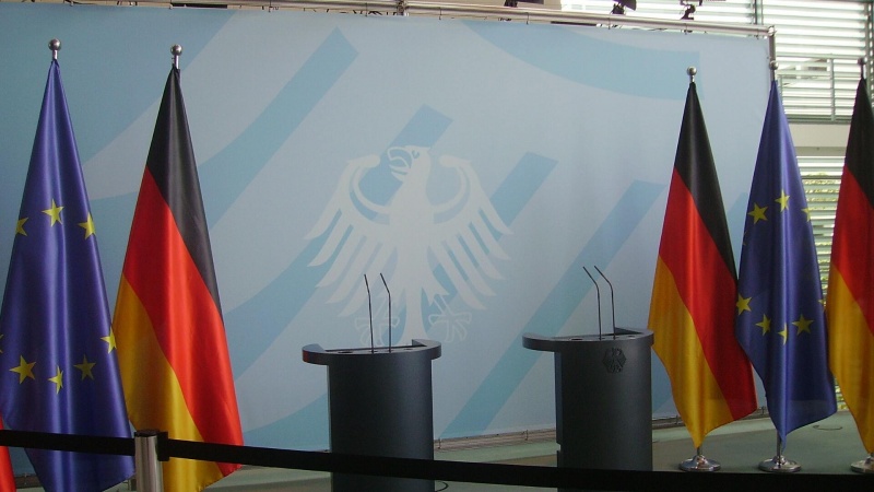 Europos Komisija nepatenkinta Vokietijos sprendimu uždaryti sienas ...